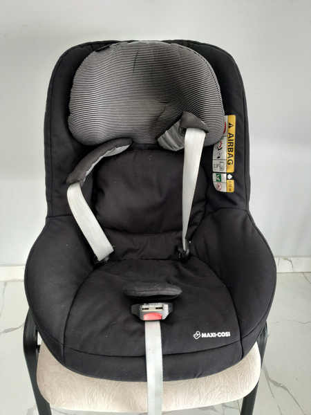 Детское автокресло Maxi-Cosi группы 0+