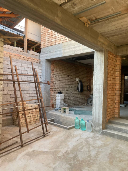 Toshkent viloyati zangi ota tumanida uy sotiladi