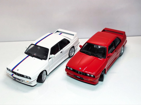 BMW M3 E30 Металлическая машинка масштабная модель - Доставка