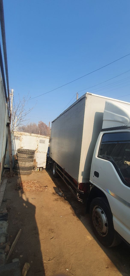 Isuzu kuzf sotiladi 24 kub shtorka