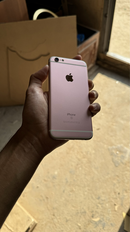 iPhone 6 s 16gb rose gold