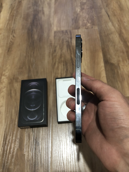 Iphone 12 pro 256 yomks 79%