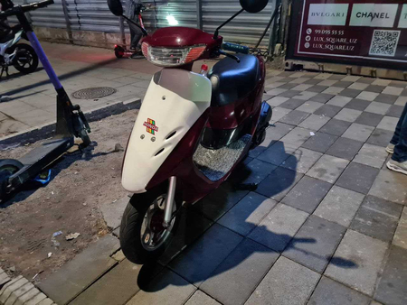 Продается скутер  HONDA DIO