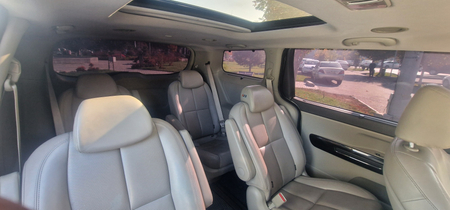 Kia Carnival full