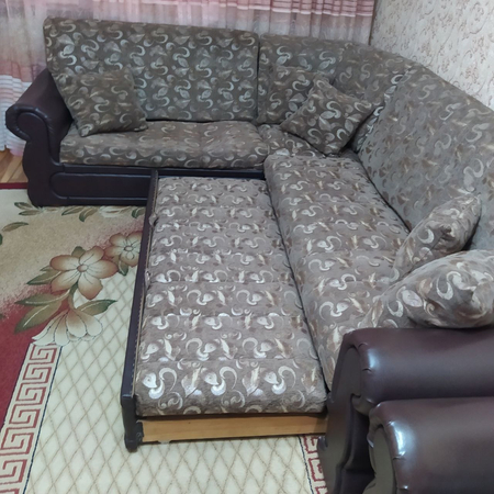 Продам диван в хорошем состоянии