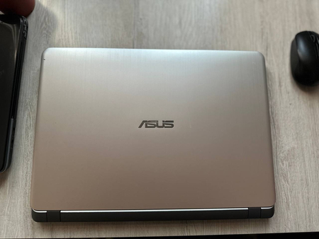 Ноутбук ASUS i3-6006H, 4GB