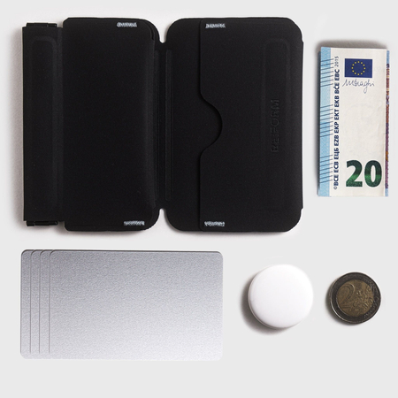 RE:FORM RE:01 Coin Sleeve Wallet