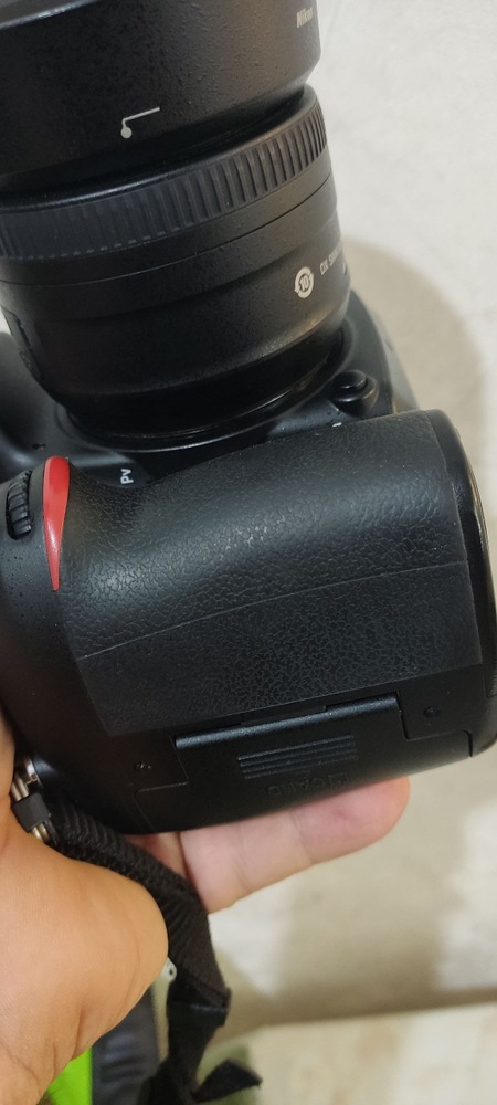 Nikon 7100 xolati zoʻr yangidan turibdi abektif 35 lik