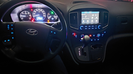 Hyundai starex sotiladi