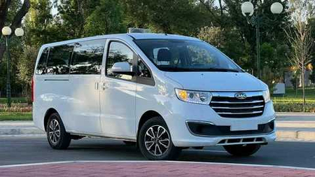 JAC M3 MINIVEN rasmiy dillerdan xamyonbop narxlarda  xarid qiling