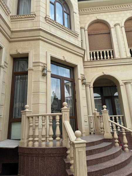 Travertin Fasad leonardo Ottochento Dojdik Фасадь Травертин Мрамир ust