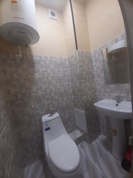 Yevro remont uyga ijarachi quyiladi sharit 100%. Manzil:(Ped institut)
