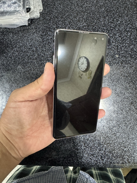 samaung s10 plus 5g pamit 8.256g holati yahwi iwlawi zor
