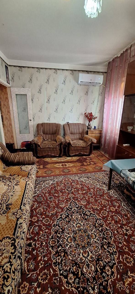 Карасу-6 Базарчик 2/2/5 балкон 2х6м.
