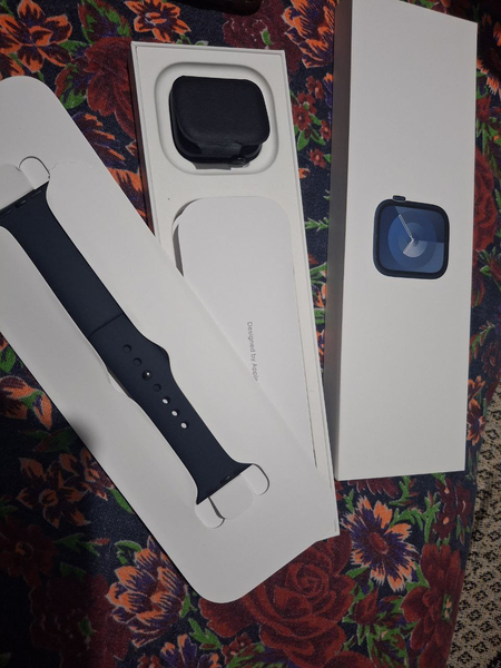 iWatch 9 серия. 41 мм.