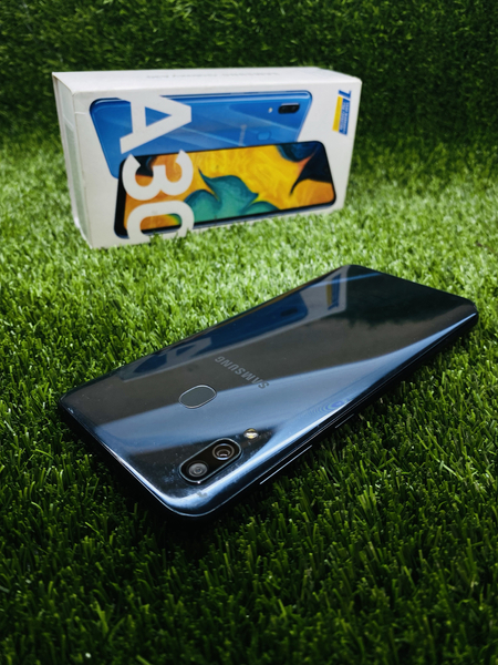 Samsung Galaxy A30