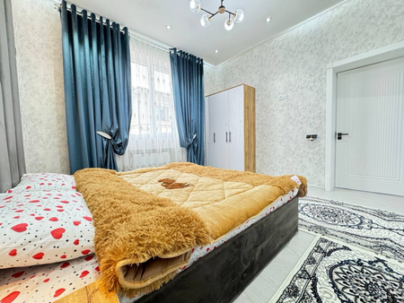 Продается 2 ком. Квартира площадью 60 кв.м. По ул. Рудаки ор. Буюк