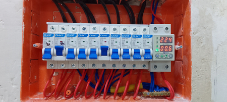 Elektrik evro montaj sfat услуги электрика