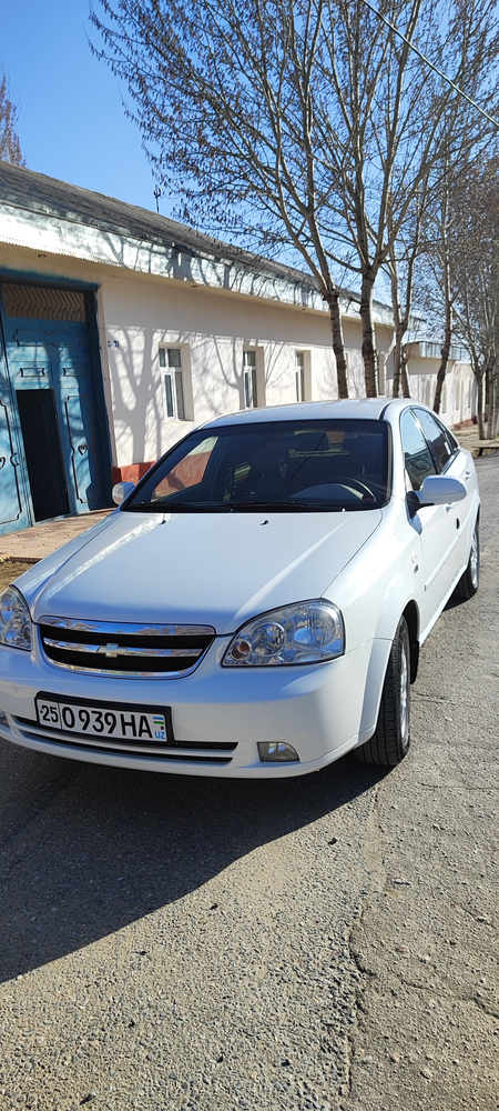 Mashina ideal holatda