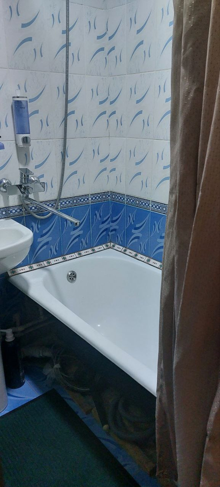 Srochno uy sotiladi qora qamich 2/4