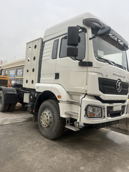 HOWO A7 Тягач Газовый 2023