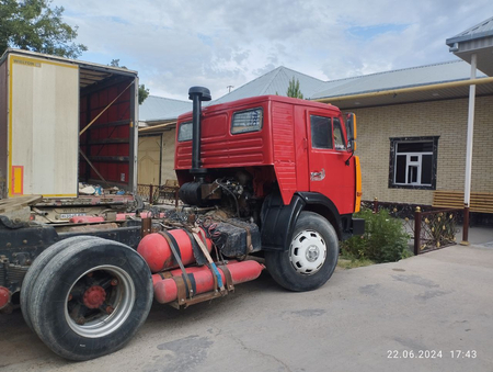 Kamaz sotiladi..