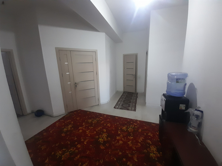Kvartira sotiladi Yashnabod Dòslik2 metro oldida 3x Navastiroyka 98m²