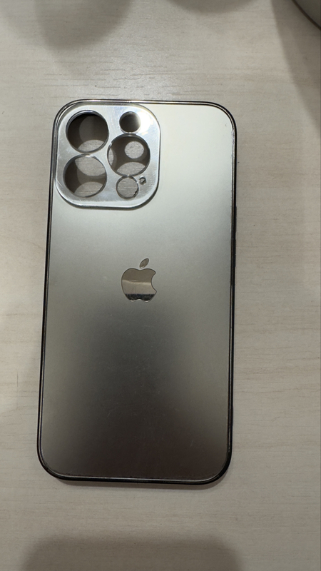 iPhone 13pro chexol 2024