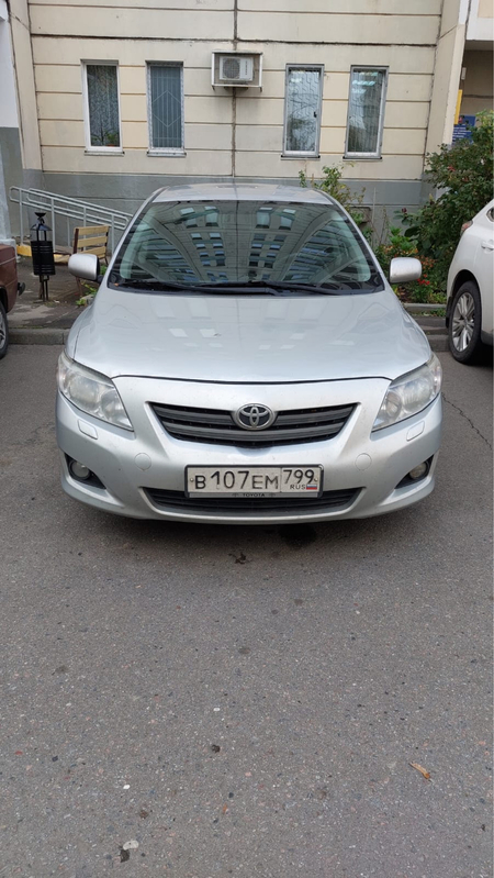 Продам Тойоту Короллу