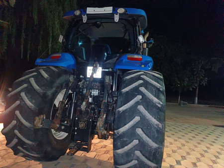 New Holland T70-60 Puma