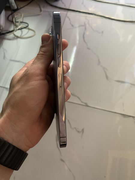 Прлдается iphone 13 pro max 128гб