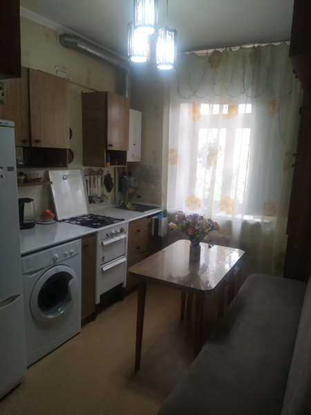 Дархан 1/5/5 28м2 Кирпич Стадион старт
