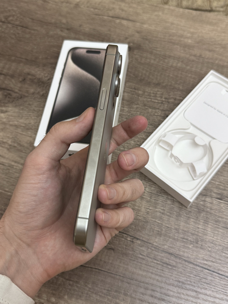 iPhone 15 Pro Max 256 Natural