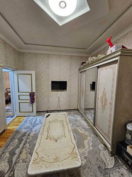 2 xonali 70m² 2-qavat uy sotiladi