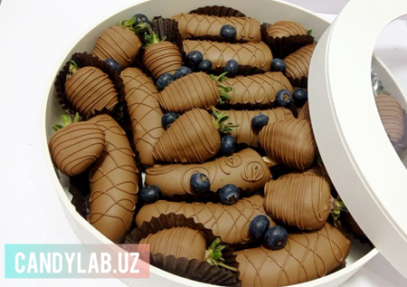 Клубника в шоколаде/ кулупнойли шоколад