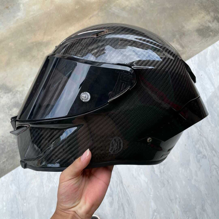 AGV pista gp shlemlari