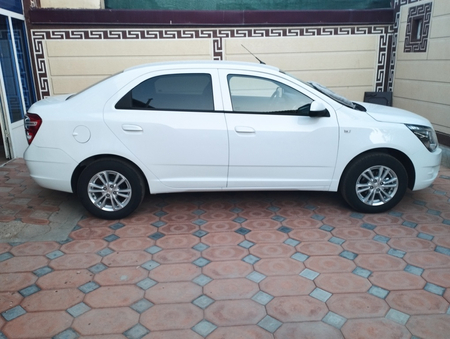 Tezda yangi cobalt sotiladi