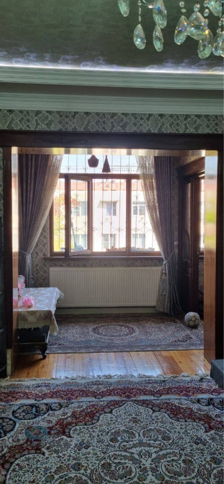 Продается квартира в Юнусабаде