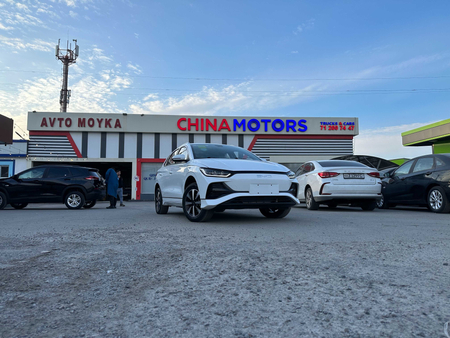 BYD E2 Full Luxry 405KM 2023 Tayyor счёт справка 30% билан кредит!!!