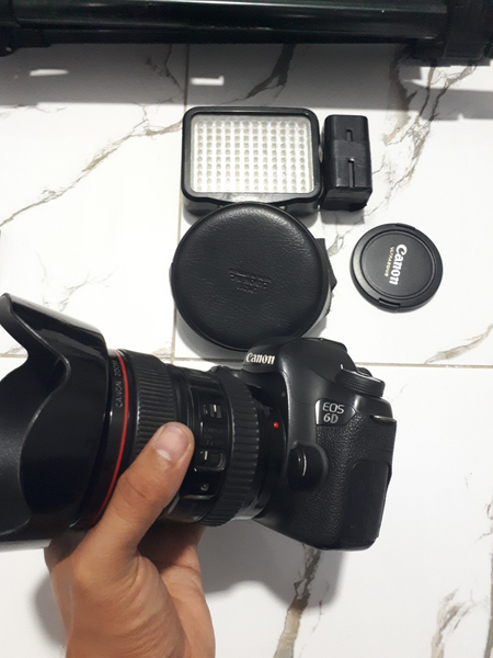 Canon 6d sotiladi