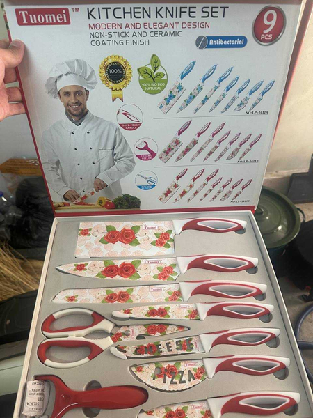 Продается 2 новых кухонных набора ножей