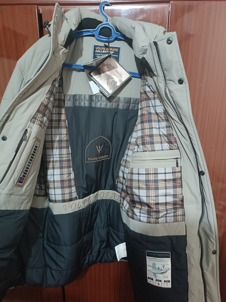 Срочное продам куртку мурскую фирменную.