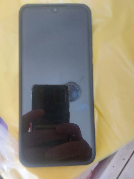 Redmi 10C sirochna sotiladi