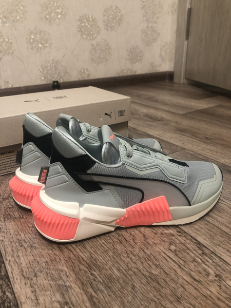 PUMA женские кроссовки размер 37 оригинал !