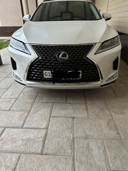 Sotiladi Lexus rx 450 h