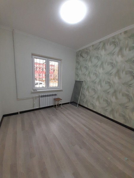 Продаётся на Карасу-1 4ком