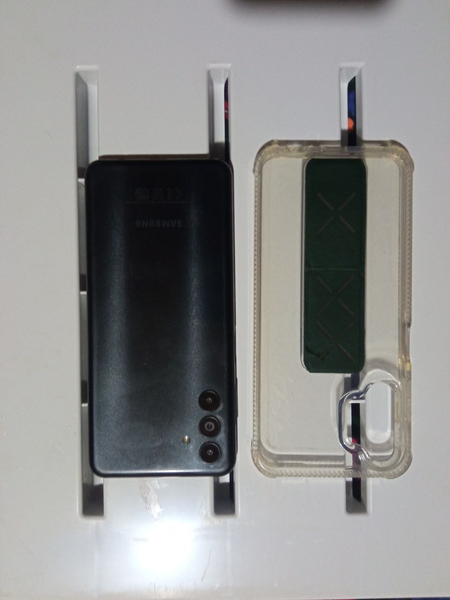 Samsung a04s ideal