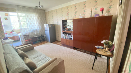 Продается СВОЯ 2-х переделанная в 3-х комнатную