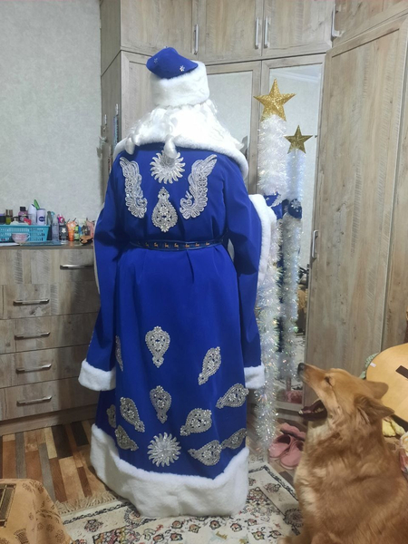 Продаю костюм Деда Мороза и Снегурочки