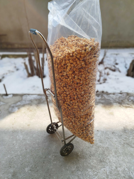 Popkorn sotiladi 25000